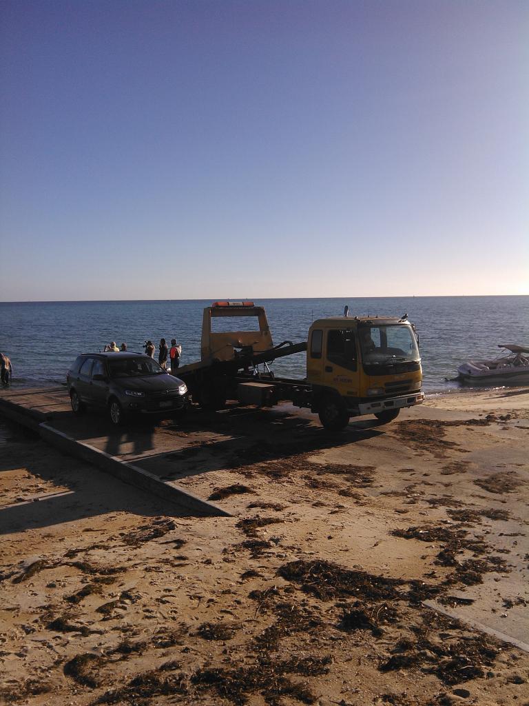 Tragic boat ramp accident | 4x4Earth