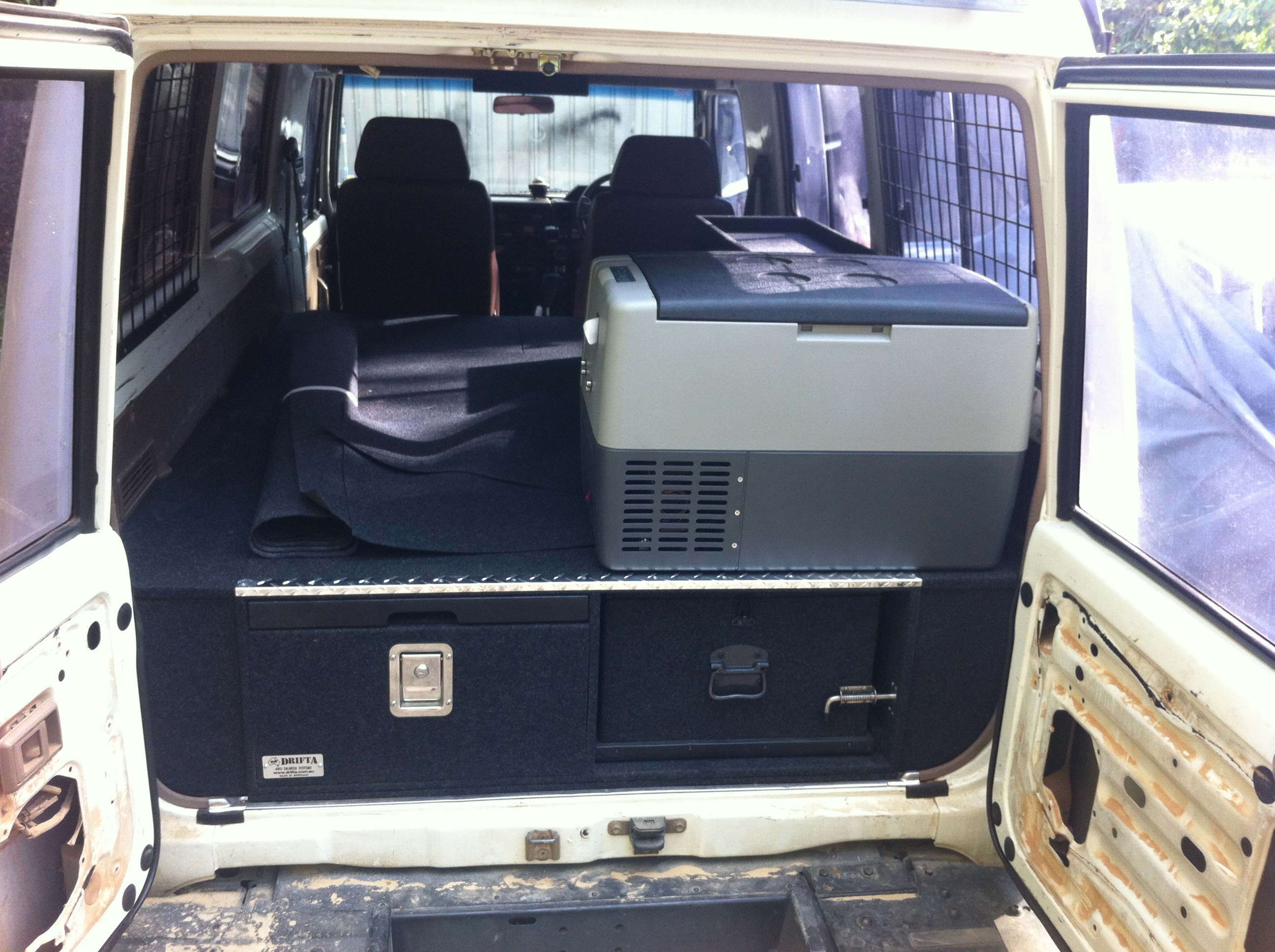 Water storage options | 4x4Earth