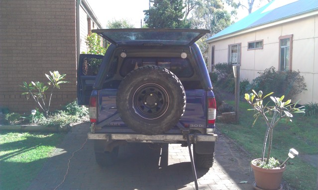 rear custom bar on a NP pajero | 4x4Earth