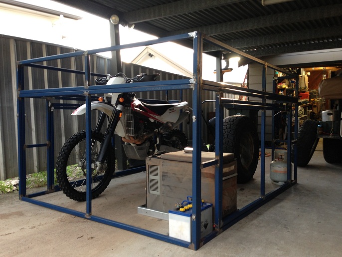 Nissan Patrol Cab Chassis 2003 | 4x4Earth