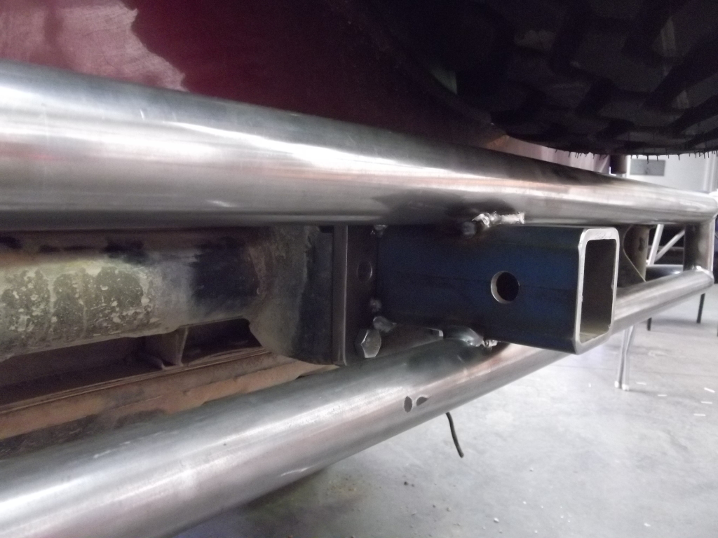 rear custom bar on a NP pajero | 4x4Earth