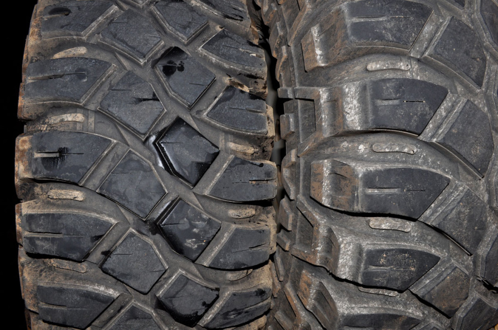 VIC - Maxxis Creepy Crawlers - 35x12.5x16 - 90% tread | 4x4Earth