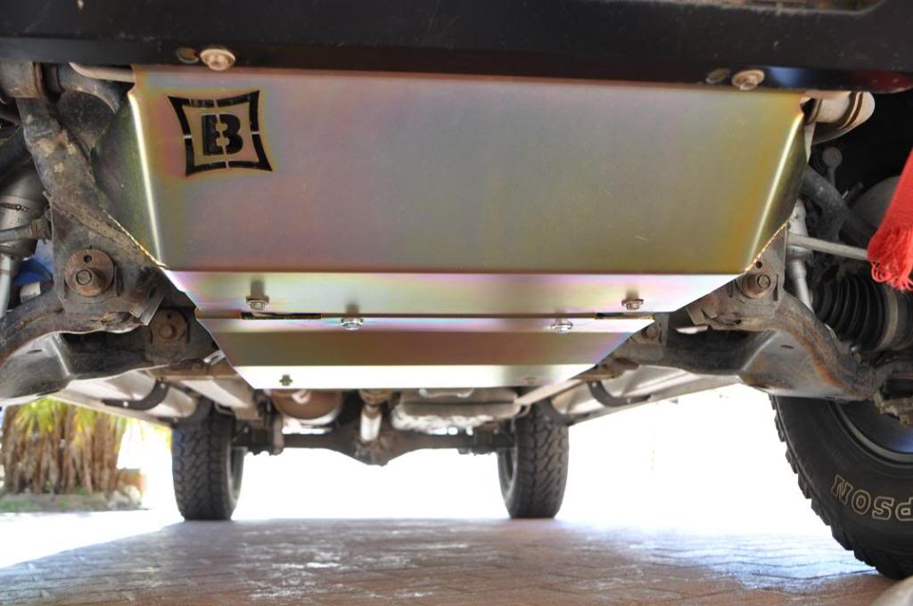 Toyota Hilux 2005 | 4x4Earth