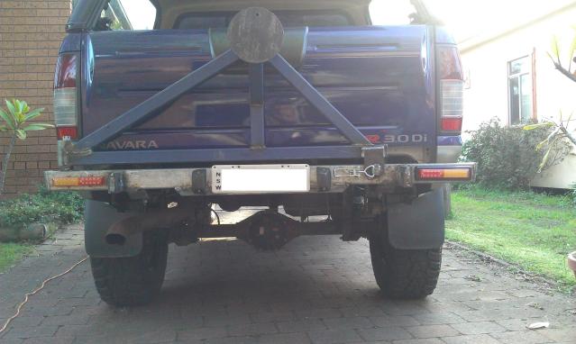rear custom bar on a NP pajero | 4x4Earth