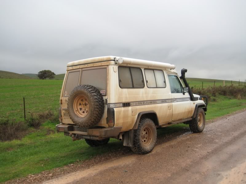 Toyota HZJ75 Troopcarrier 1993 | 4x4Earth