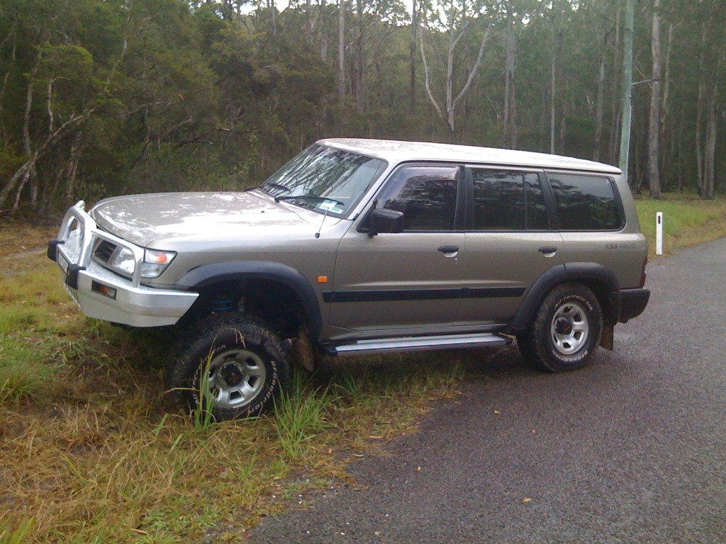 Nissan GU Patrol 4.5L '98 | 4x4Earth