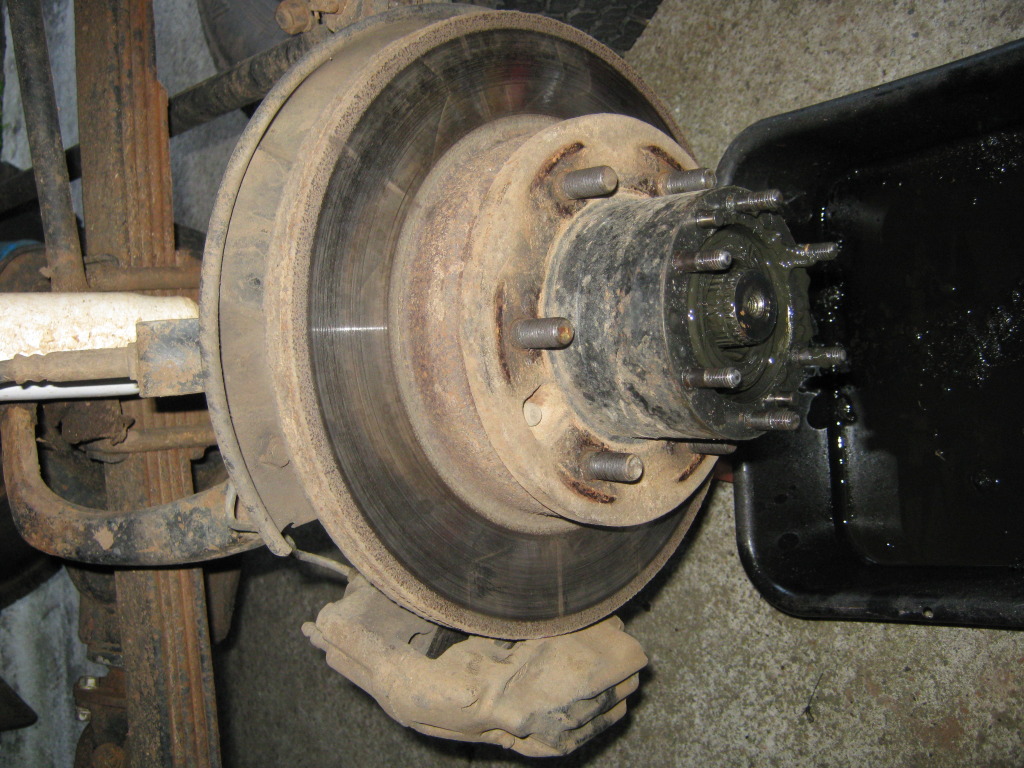 Swivel Hub rebuilds - Hilux | 4x4Earth