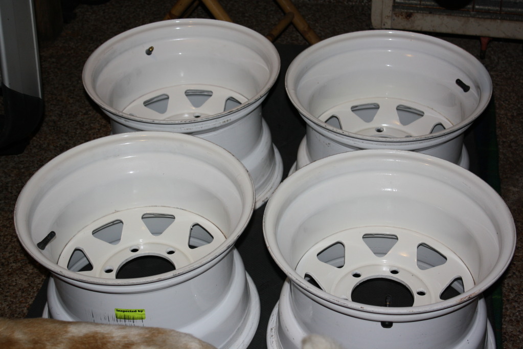 [NSW] 4x 15x10 Sunraysia rims suit patrol/cruiser | 4x4Earth