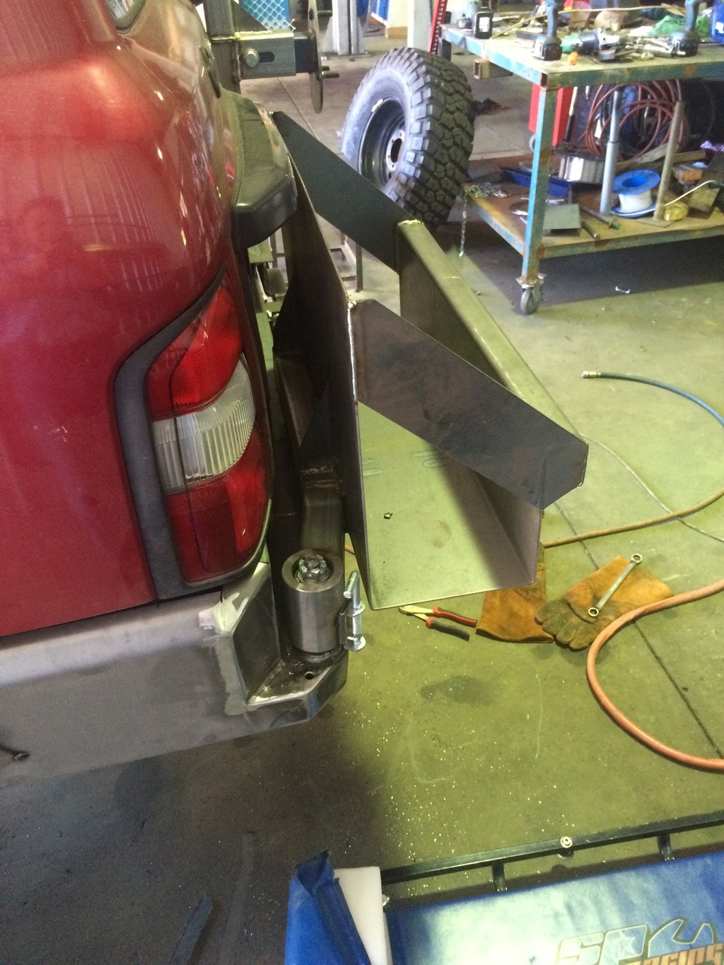 Custom GU Rear Bar | 4x4Earth