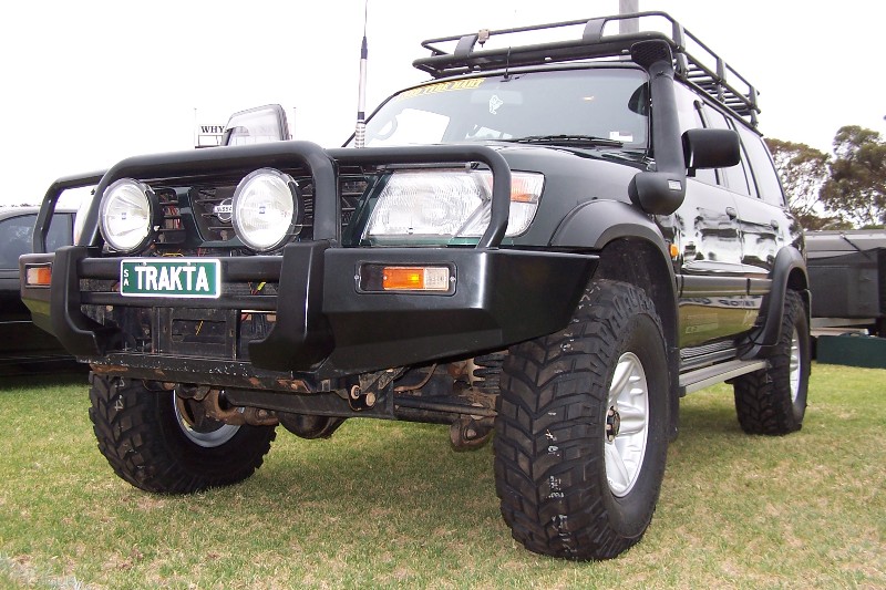 Nissan Patrol 1999 | 4x4Earth