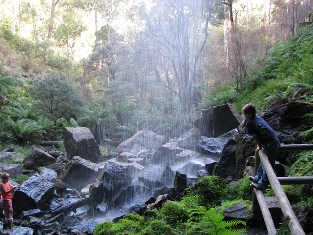 Nick's trip to Sheepyard Flat Easter '08 | 4x4Earth