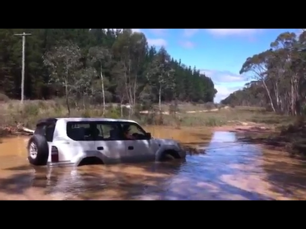 Best Bogged Pics | Page 2 | 4x4Earth
