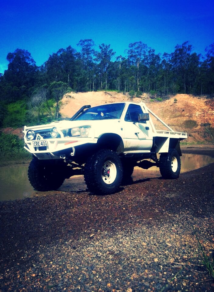 Toyota Hilux single cab 1993 | 4x4Earth
