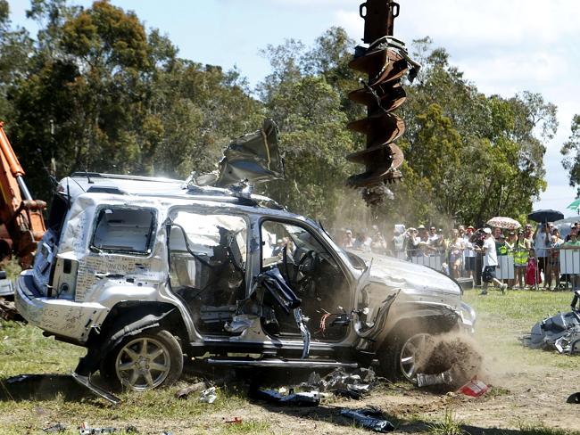 Destroy my Jeep | 4x4Earth