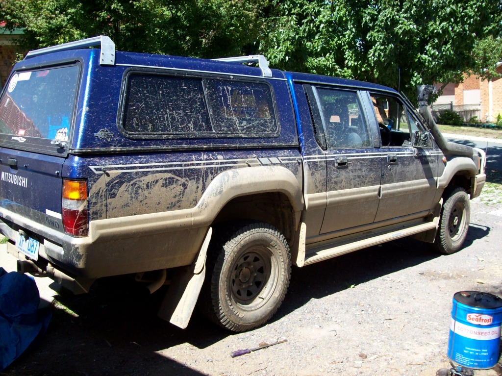 mitsubishi triton 1995 MJ luxury 5sp manual | 4x4Earth